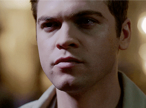 (Libre) Adam Milligan/Archange Michael Supernatural