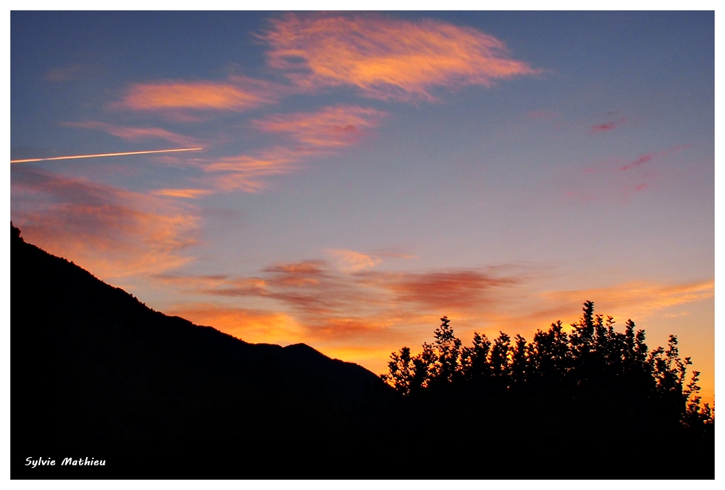 Les couleurs du matin – Globe Trotteuse