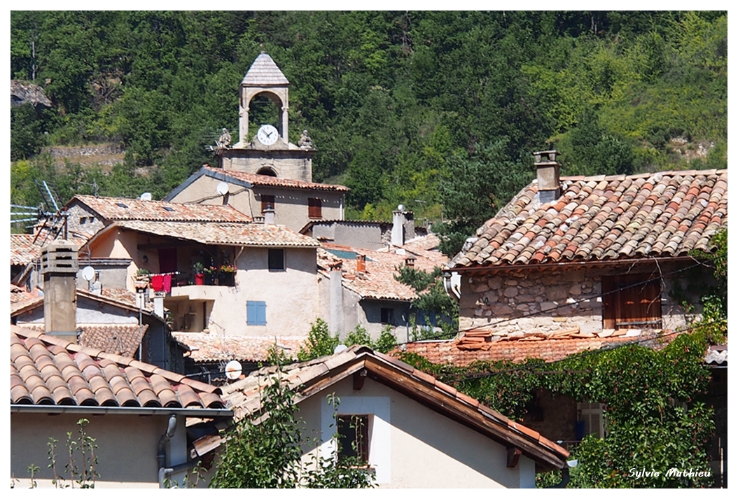 Balade à Annot/1 – Globe Trotteuse
