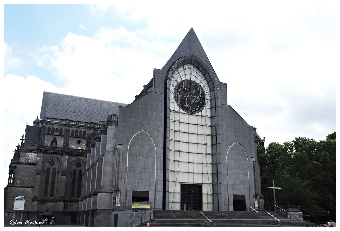 Dans la vieille ville de Lille/2 – Globe Trotteuse